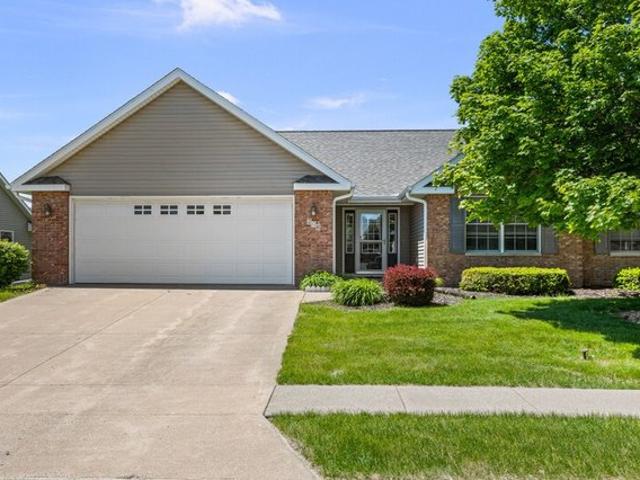 208 Brookview Ln, Durant, IA 52747