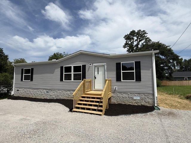 208 Garrett St, Jamestown, TN 38556