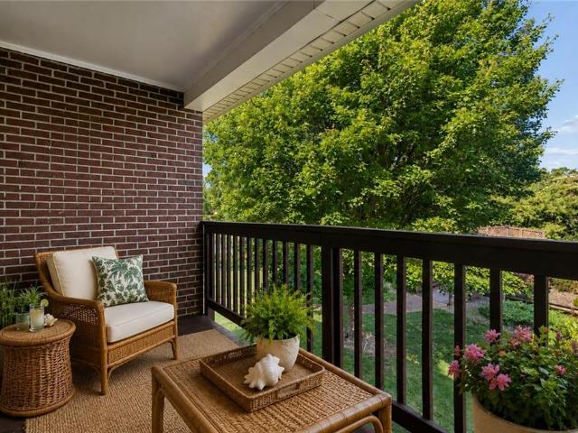 208 Genoa DR # 17