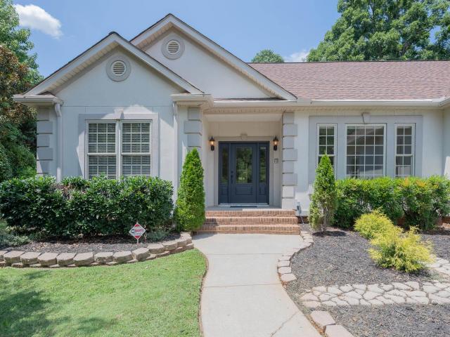 208 Glen Meadows Drive