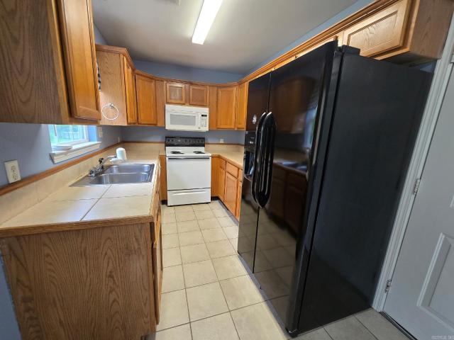 208 Glenn Oak Drive