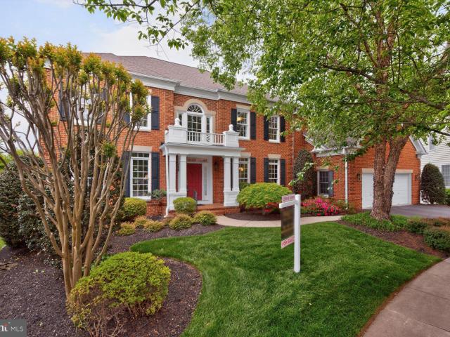 208 Deep Trail Ln, Rockville, MD 20850 | MLS #MDMC2229 | Compass
