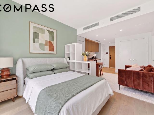 208 Delancey Street, New York, NY