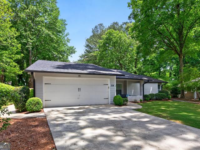 208 Driftwood Lane
