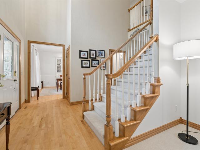 208 e apple creek road