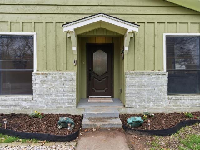 208 E Columbia Street