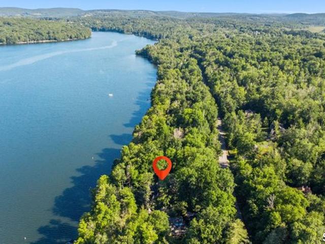 208 E Hyerdale Dr, Goshen, CT 06756