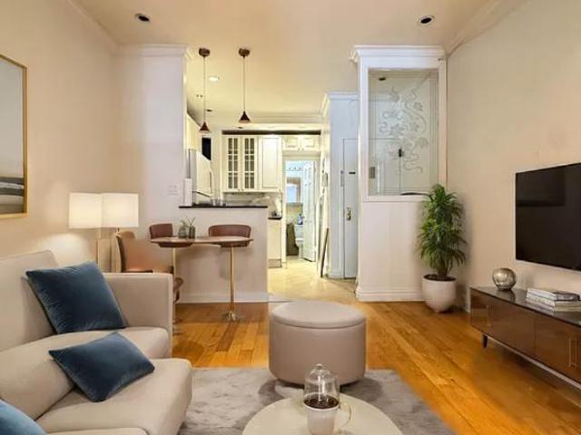 208 East 34th Street, New York, NY