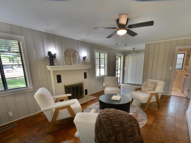 208 edgewater circle