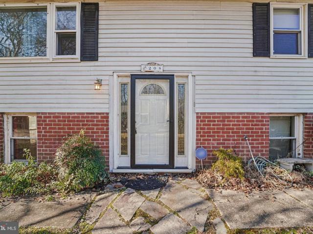 208 Elk Road