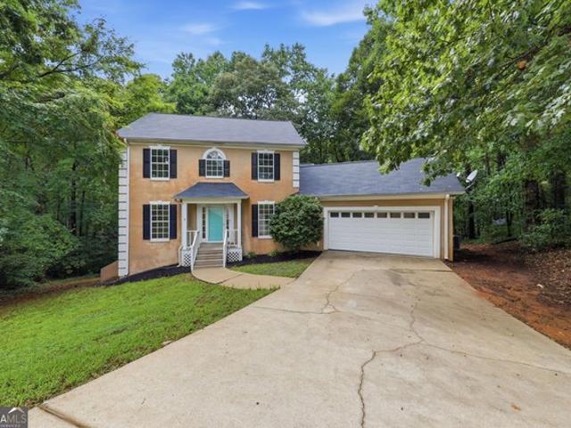208 Foxdale Ct, Lagrange, GA 30240