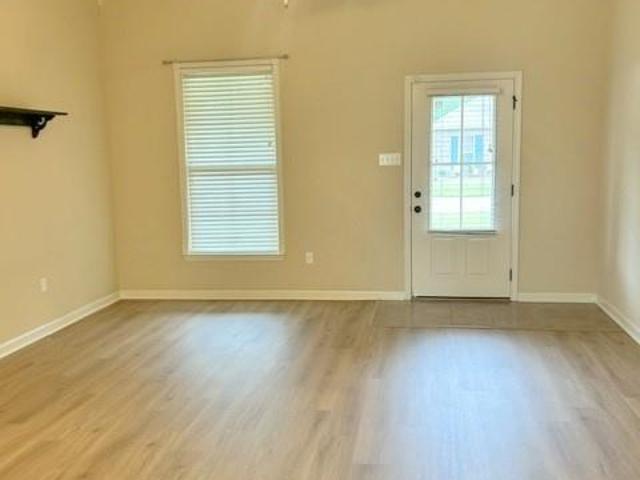 208 Knoll Pine Circle