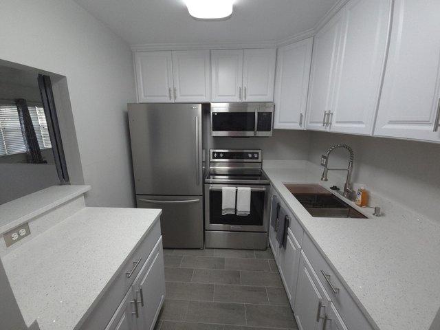 208 Kent M, West Palm Beach, FL 33417