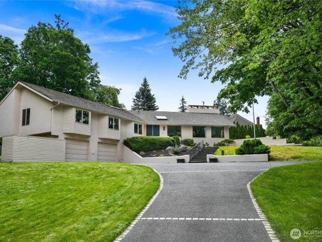 208 Hawthorn Road