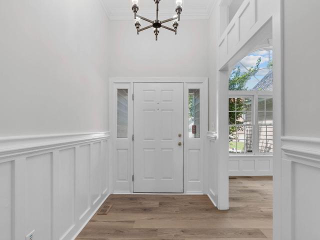 208 Hickory Glen Lane