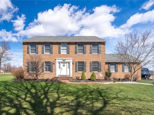 208 Hickory Knls, Slippery Rock, PA 16057