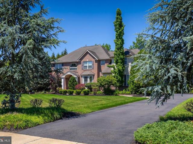 208 Hickory Lane