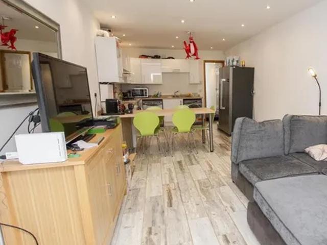 208 Hubert Road, Stirchley, B29 6EP, United Kingdom | 5 bed house for rent #134299660 | Rentberry