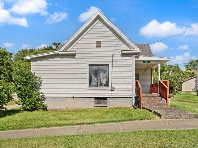 208 Indiana Ave, Milltown, IN 47145