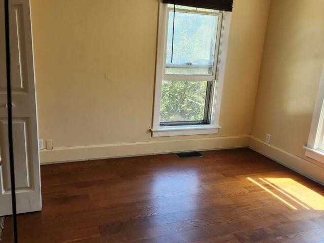 208 Illinois Street # 2