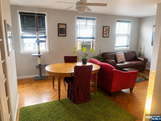 208 John Street # 2