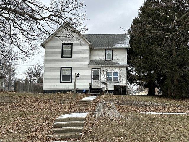 208 Johnson St, Morrison, IL 61270