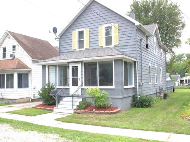 208 Jay St, Saint Charles, MI 48655