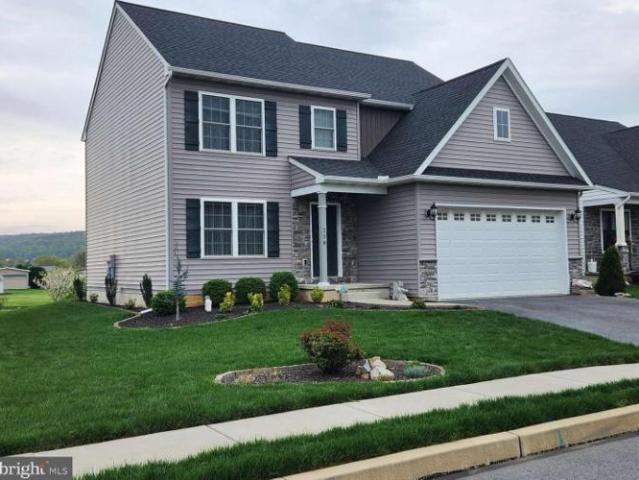 208 Jared Wy, New Holland, PA 17557