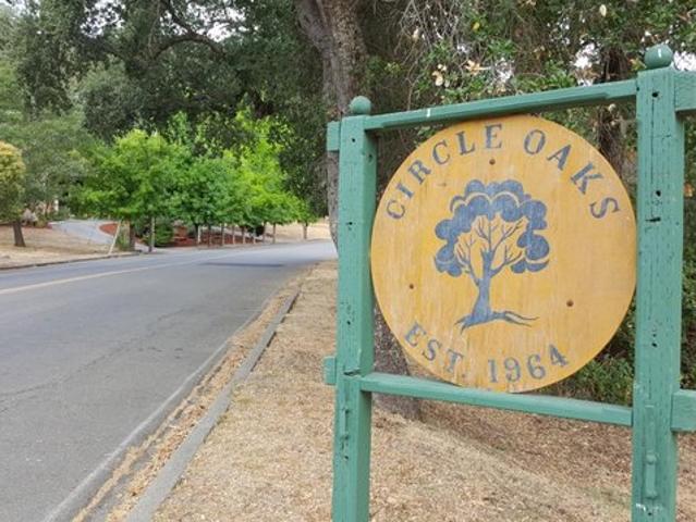 208 Juniper Dr, Napa, CA 94558
