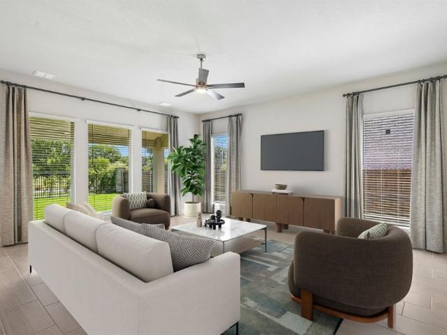 208 Oakcrest Drive