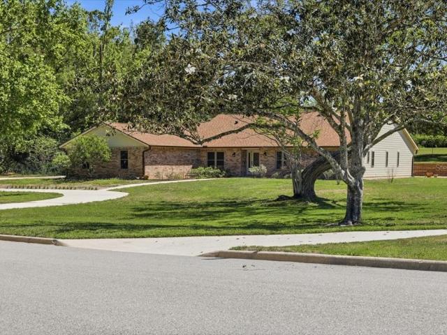 208 Orange Ridge Cir, Lake Mary, FL 32746 | MLS #O6394 | Compass