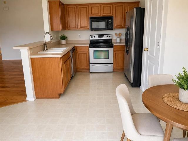 208 Orchard Trail