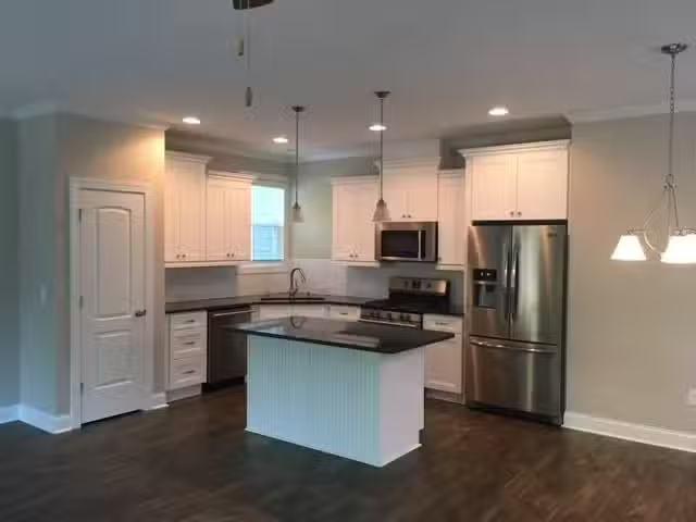 208 Log Pond Ct, Apex, NC 27502