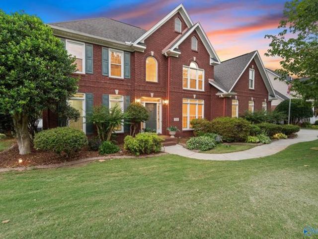 208 Lake Carmel Ct, Huntsville, AL 35811