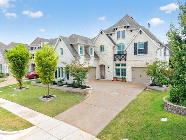 208 Lenten Rose Dr, Wylie, TX 75098