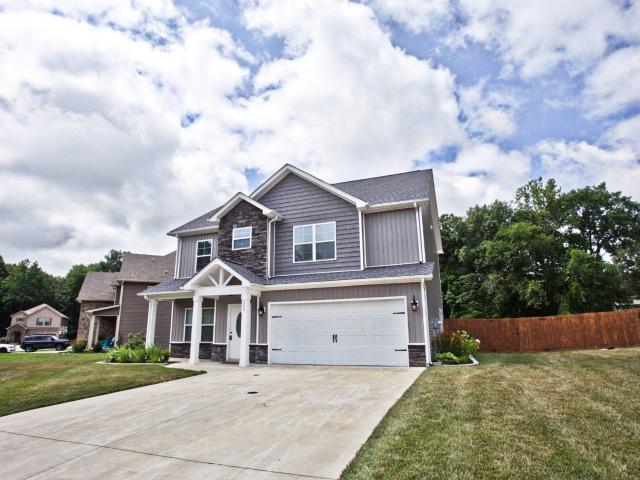 208 Liam Ct