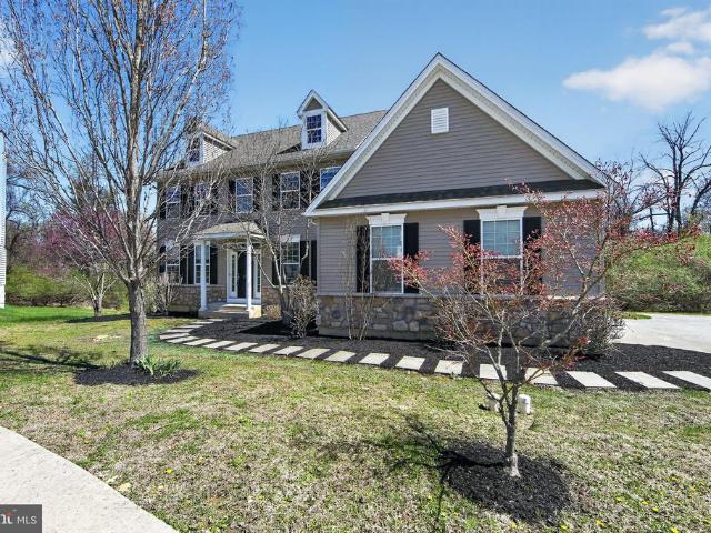 208 Liberty Cir