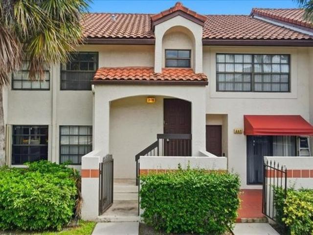 208 Lincoln Ct Unit 208, Deerfield Beach, FL 33442