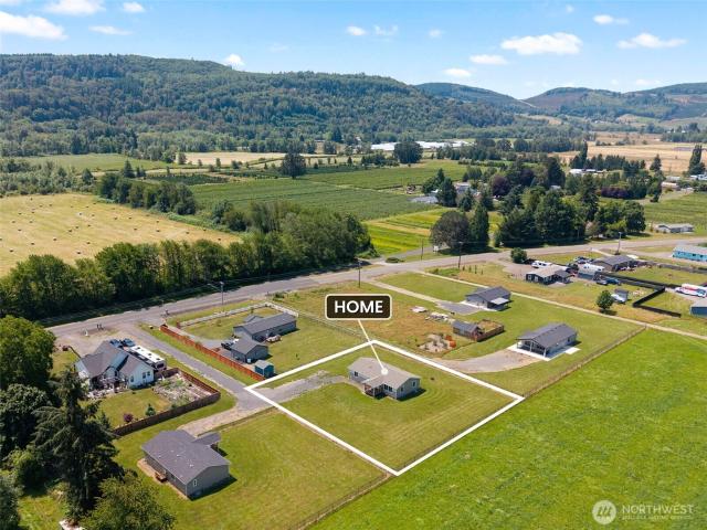 208 Mossyrock Road W