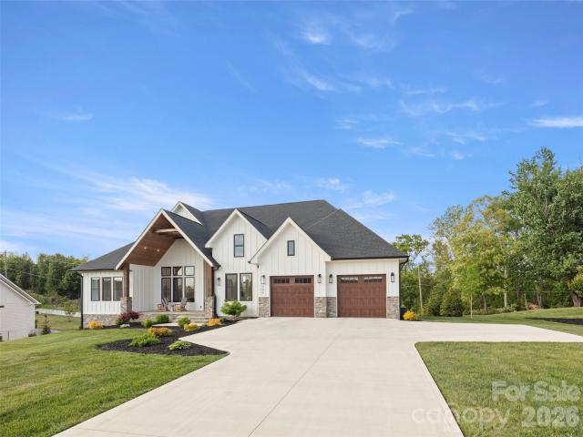 208 Majestic Ridge Rd, Mills River, NC 28759 | MLS #4374 | Compass