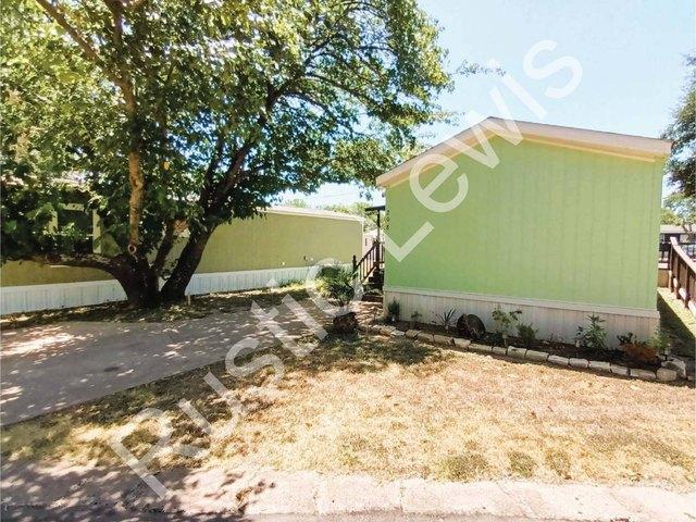 208 Maple St, Glenn Heights, TX 75154