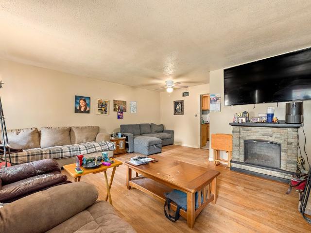208 Mcdonald Ave