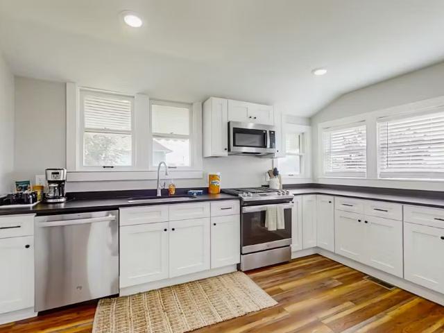 208 N 9th Street