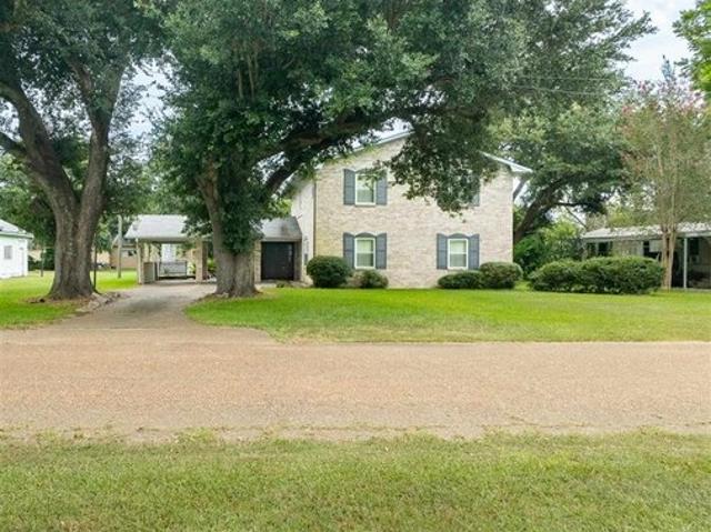 208 N 11th St, Kinder, LA 70648