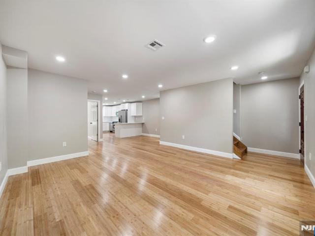 208 N 1st Street