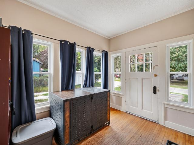 208 N D Street