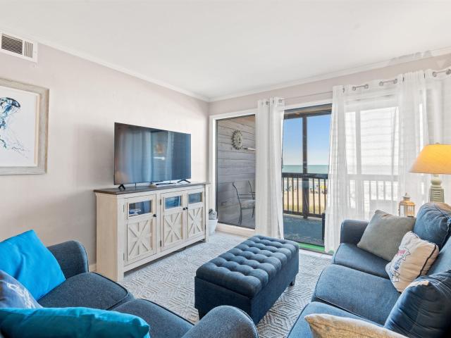 208 N Ocean Blvd