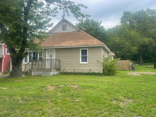 208 S 5th St, Fredonia, KS 66736