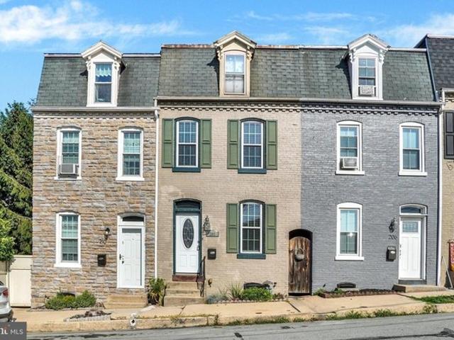 208 S 6th St, Columbia, PA 17512