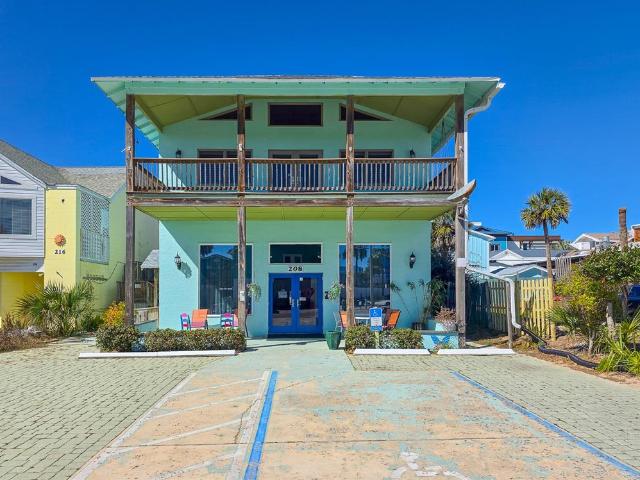 208 S 3rd St, Flagler Beach, FL 32136 | MLS #FC316334